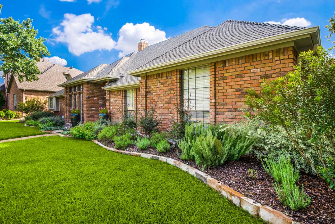 Landscaping & Lawn Care In Manitowoc | Fast Grass Lawns